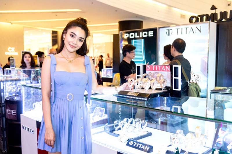 บันเทิง - Meet & Greet สุดเอ็กซ์คลูซีฟกับ ‘ปราง-กัญญ์ณรัณ’